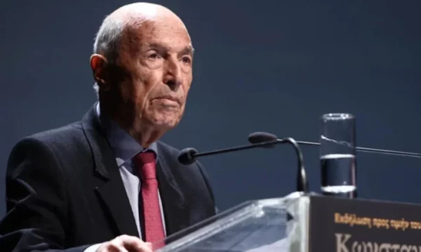 Vdes ish-Kryeministri grek Kostas Simitis